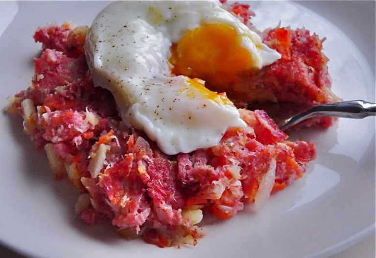 Irish Corned Beef Hash and Perfectly Poached Eggs, a Great Breakfast ...